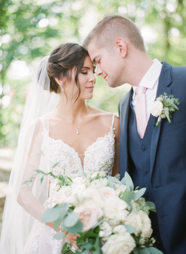 Elegant Outdoor Wedding at Stan Hywet Hall & Gardens